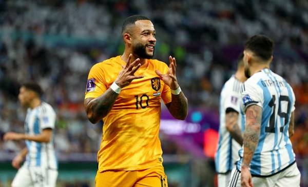 El Atleti hace oficial el fichaje del neerlandés Depay, procedente del ...