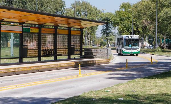 Alerta transporte público: el urgente cambio en el recorrido de una ...