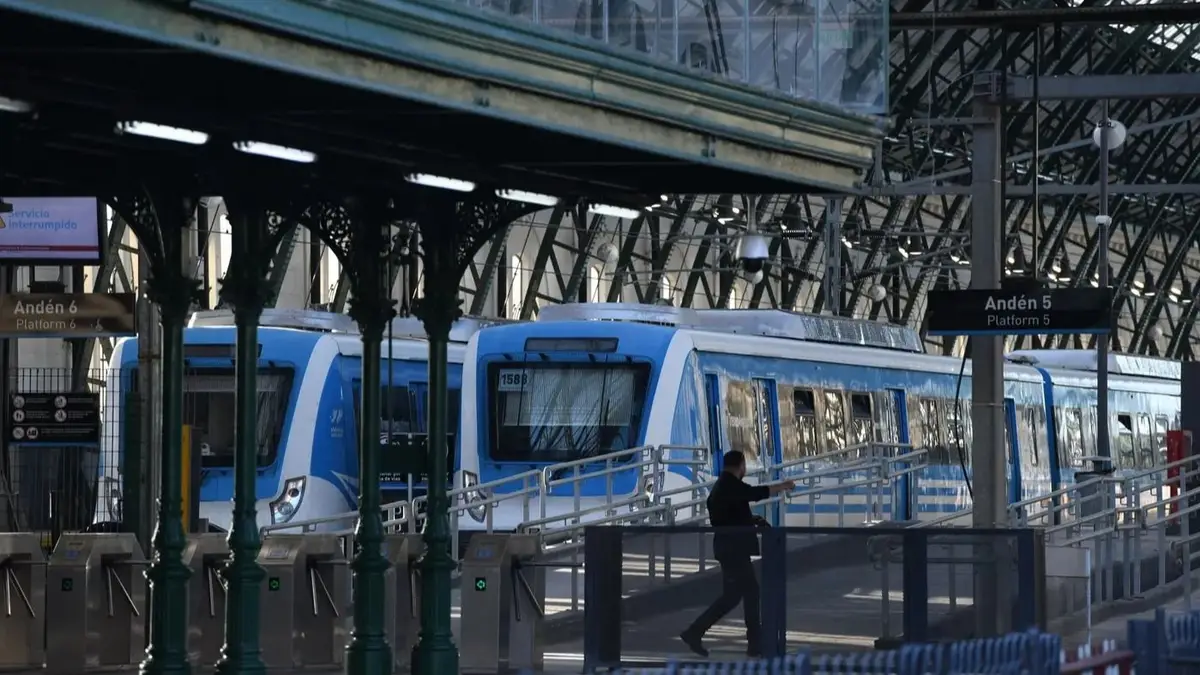 TREN ROCA: DEMORAS por accidente en LOMAS DE ZAMORA | El Destape