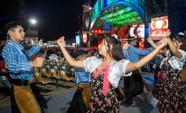 osquín 2026: el folklore sale a la calle con shows, danza y arte para ...