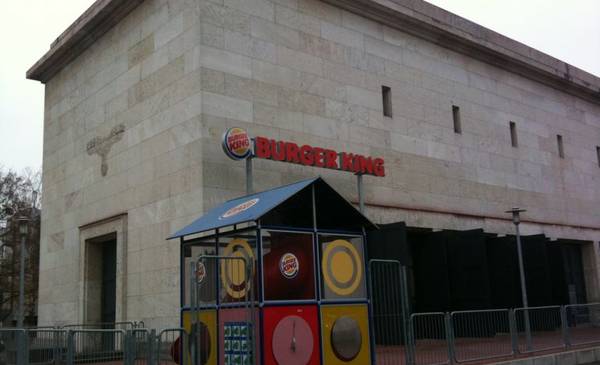 POLÉMICO ¿Un Burger King nazi en Alemania? | El Destape