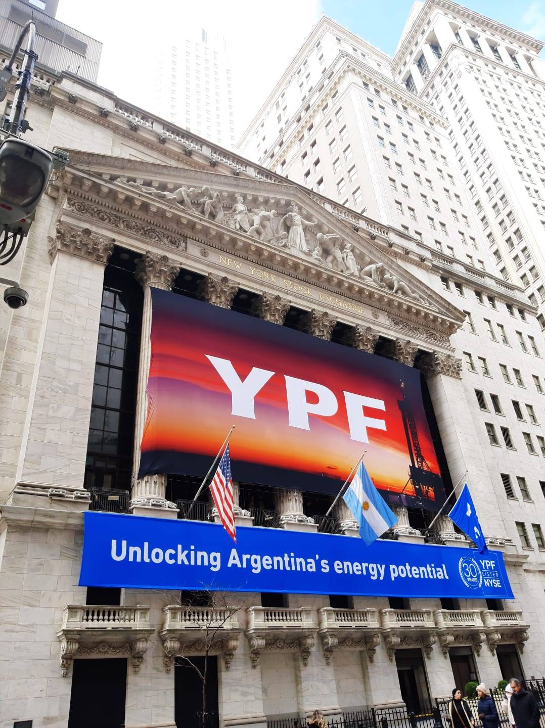 Los 30 años de YPF en Wall Street: ganancias, proyectos y futuro como ...