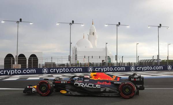 Verstappen completa la barrida en las prácticas del GP de Arabia Saudita de F1 | El Destape