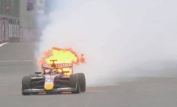 La impactante explosión del motor de Mattia Colnaghi en la Fórmula 3 ...