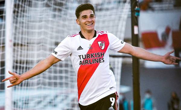 Con seis goles de Julián Álvarez, River trituró a Alianza Lima | El Destape