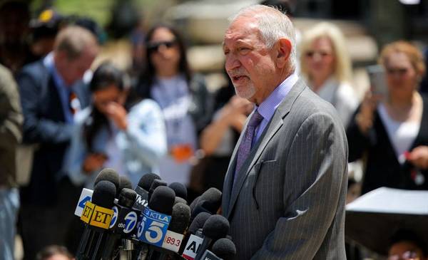 Los Hermanos Menéndez Podrán Optar A La Libertad Condicional Tras Una