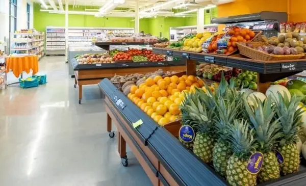 CERRÓ TODOS SUS LOCALES Conmoción por la decisión de una reconocida ...