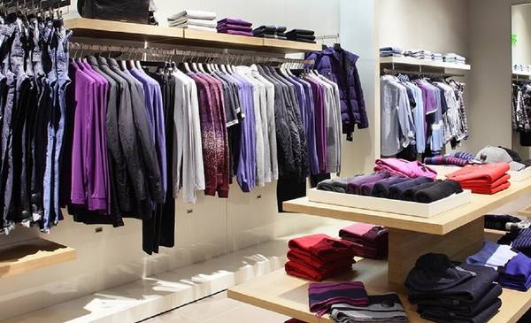 Una reconocida marca de ropa bajó un 40 por ciento sus precios en medio ...