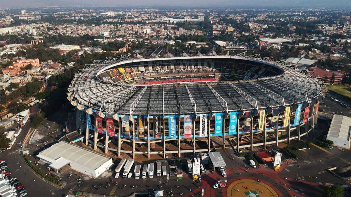 Insólito: retiran asientos del Estadio Azteca por la nula visibilidad ...