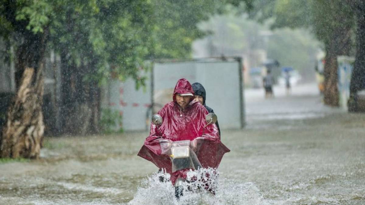 Fuertes lluvias en sur de China obligan a evacuar a la población ...
