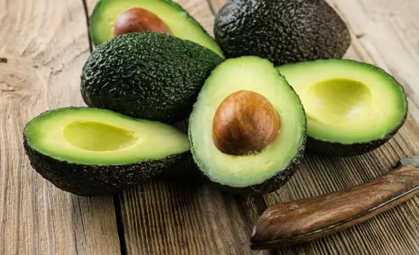 Por qué es tan cara la palta en Argentina | El Destape