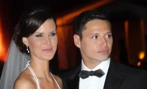 Se pasó tres pueblos: el incómodo pedido del papá de Mauro Zárate a Natalie Weber con respecto ...