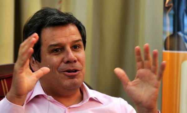 Manes levantó a Sarmiento para cargar contra el Gobierno y estallaron ...