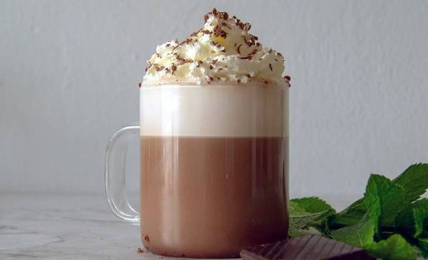 Cómo hacer un café de Starbucks de mocha blanco en 4 pasos: la receta ...