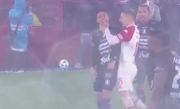 Escándalo en Huracán: Matko Miljevic ahorcó a un jugador de Once Caldas ...