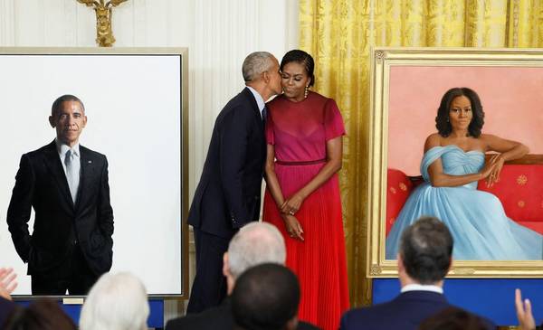 Barack y Michelle Obama presentan retratos presidenciales en la Casa Blanca | El Destape