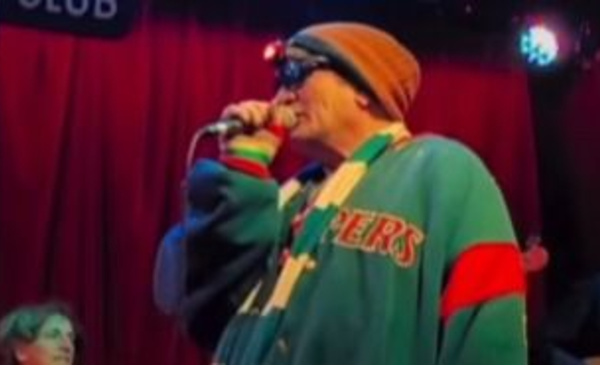 Lo hizo antes de Vélez: así fue la presentación del Pity Álvarez que ...