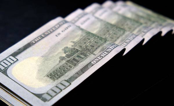 Dólar blue hoy: subió cinco pesos y cerró a $ 488 | El Destape