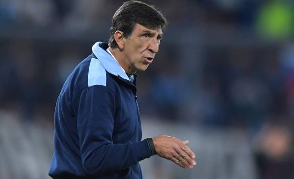 Costas se decidió en Racing: la formación vs. Corinthians para soñar en ...