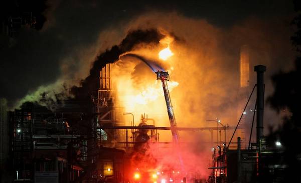 Se declara un incendio en la refinería El Segundo de Chevron en Los ...