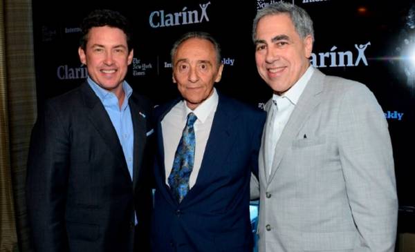 El embajador de EE.UU. celebró un acuerdo de Clarín junto a Magnetto ...