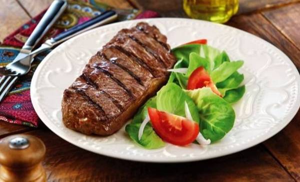 Cómo cocinar el bife a la plancha vuelta y vuelta: los mejores tips | El Destape