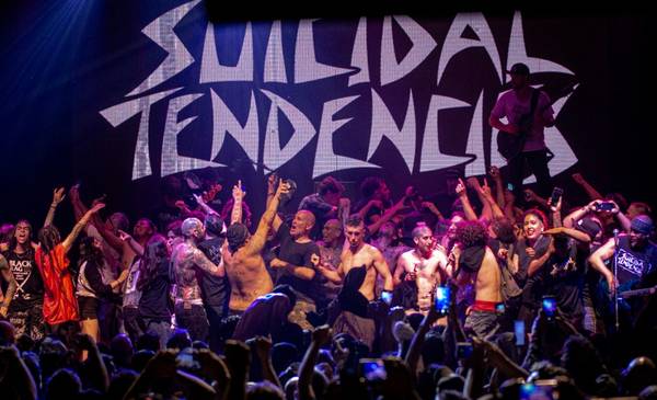 Pogo, mosh y slam: Suicidal Tendencies cerró su año en Buenos Aires ...