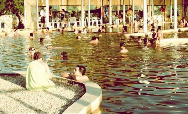 Queda a solo 90 minutos de CABA: la escapada a las termas con spa para ...